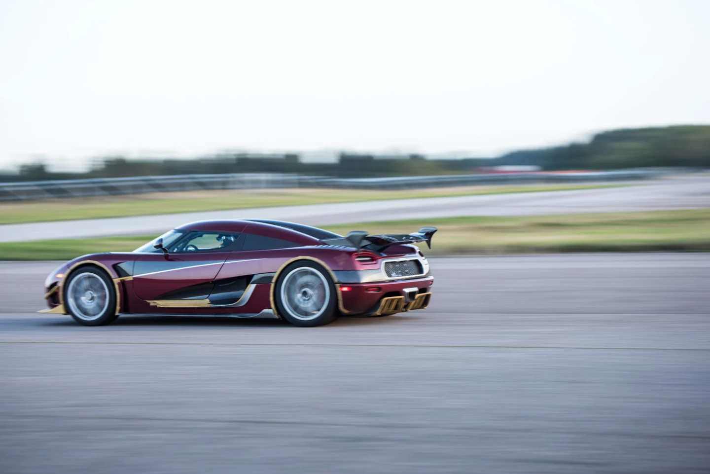 Your move, Bugatti: Agera RS shatters Chiron's 0-400-0 km/h record