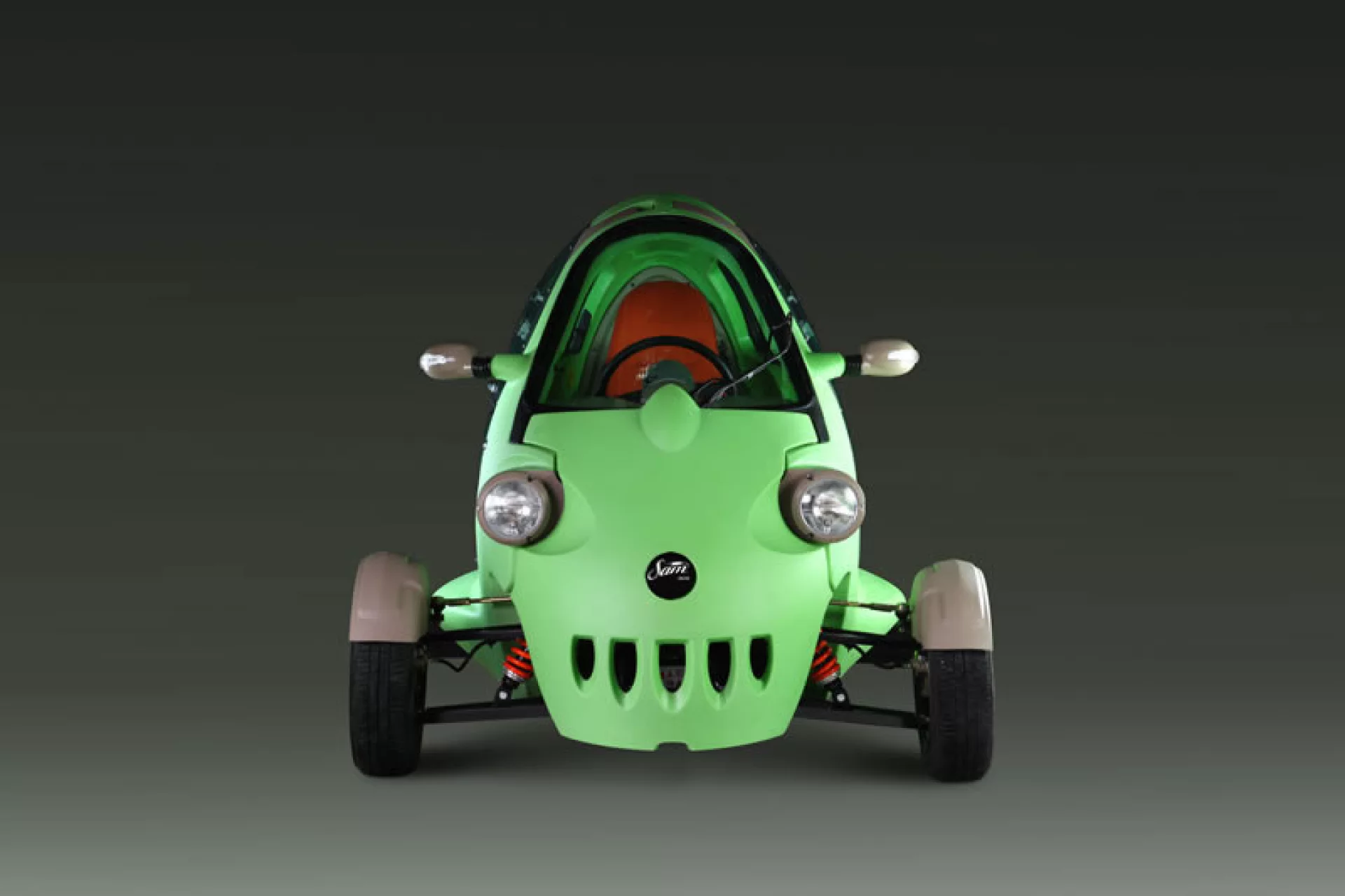East European EV heads for the New World