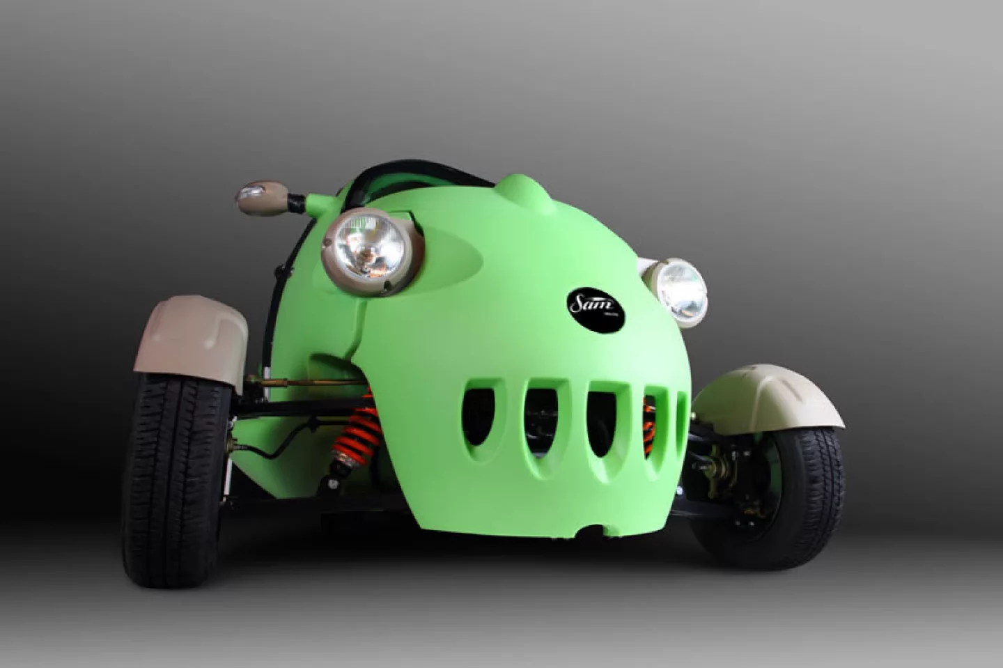 East European EV heads for the New World