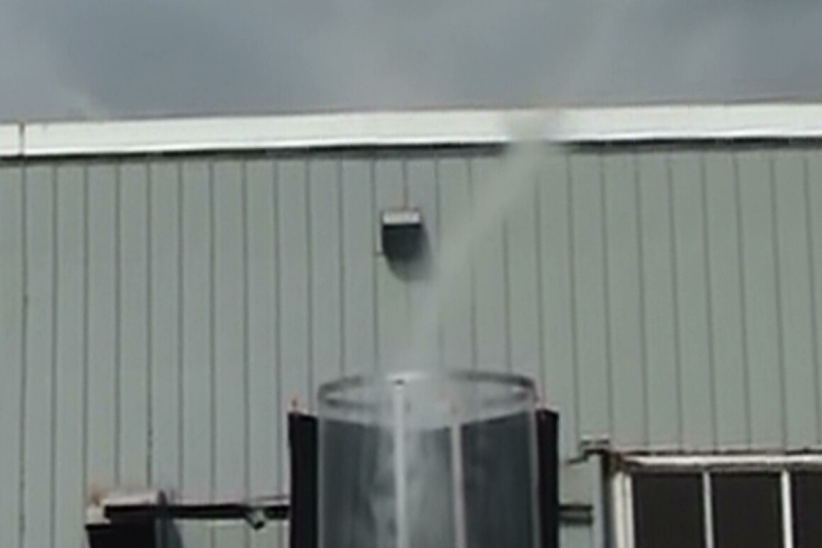 Atmospheric Vortex Engine creates tornadoes to generate electricity