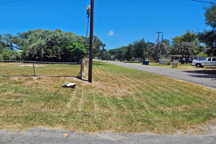 Luba 2 AWD review: The robotic lawn mower for challenging yards