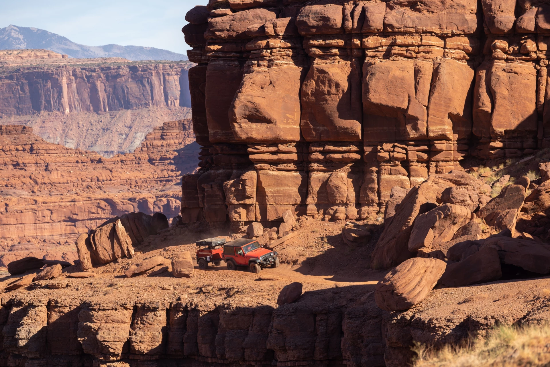 Jeep micro-camper specs tough enough to trail Wrangler across the map