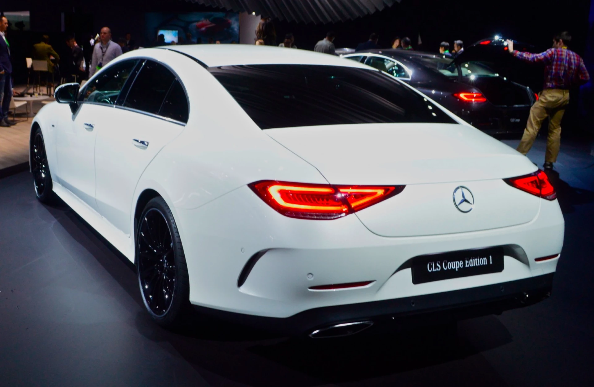 New-generation Mercedes-Benz CLS makes its debut