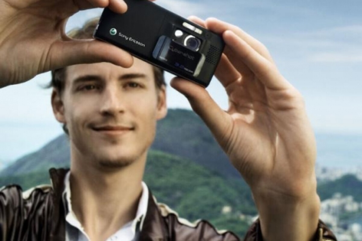 sony ericsson attachment camera