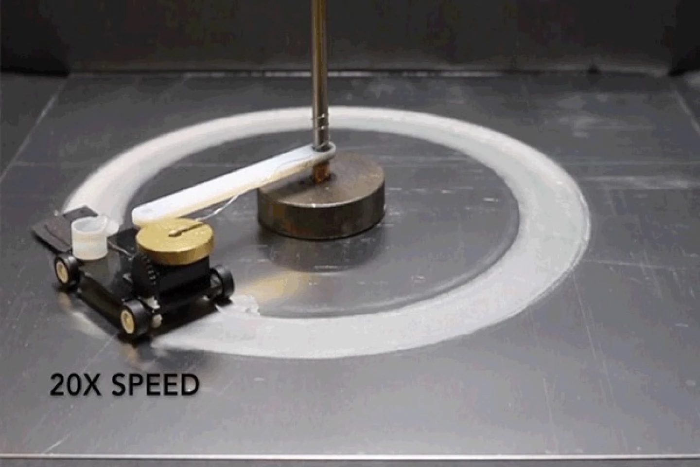 Metal-air scavenger robot "eats" aluminum to power itself
