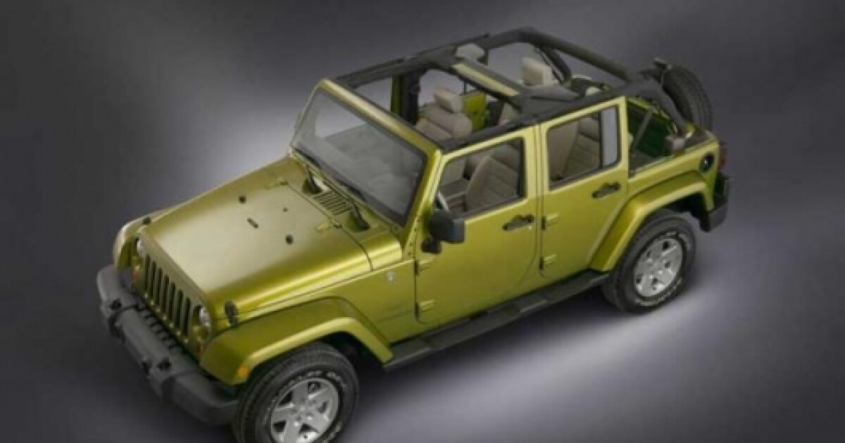 Jeep unveils convertible four-door Wrangler