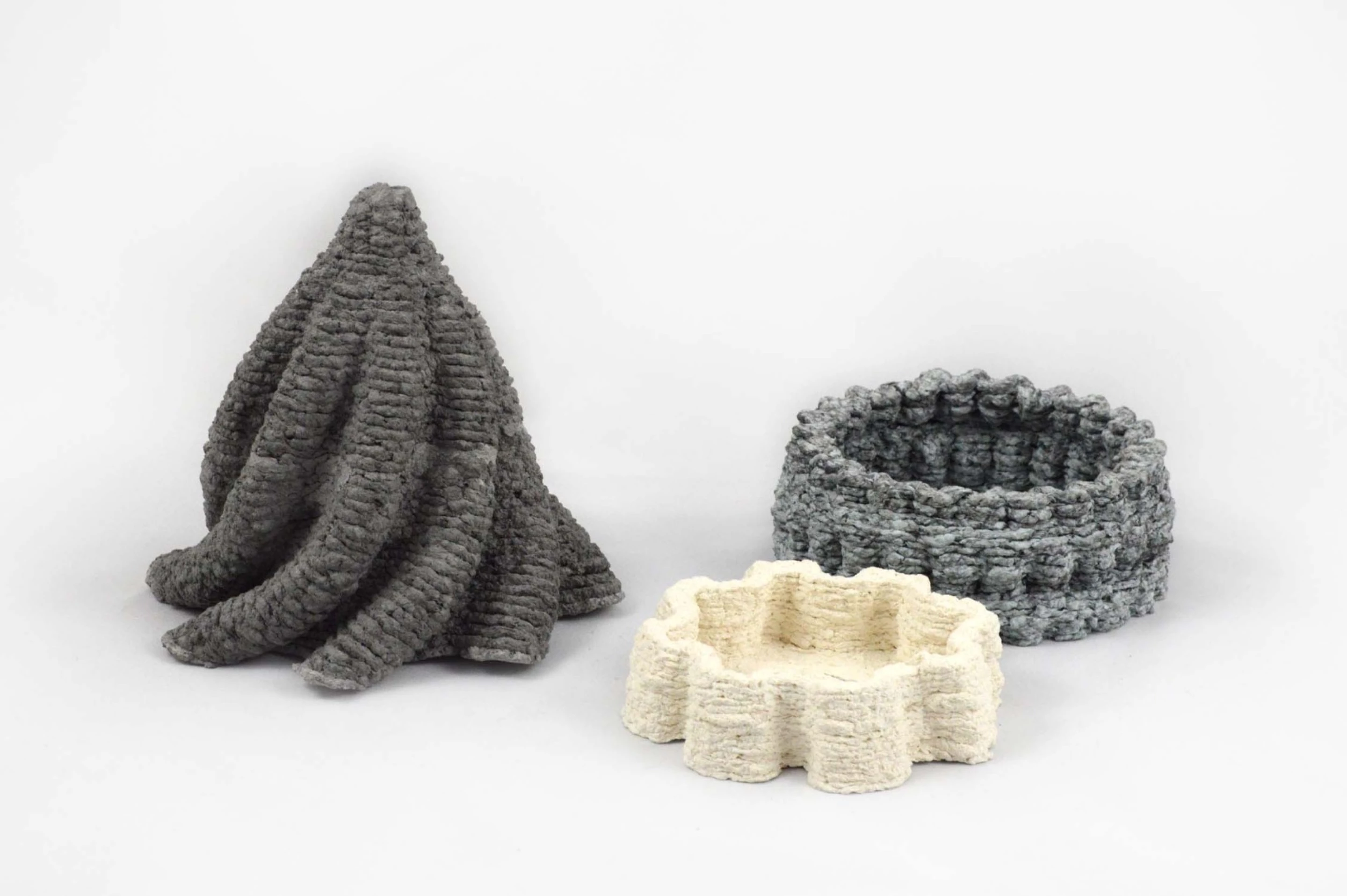 Pulped paper replaces plastic as the raw material for this 3D printer