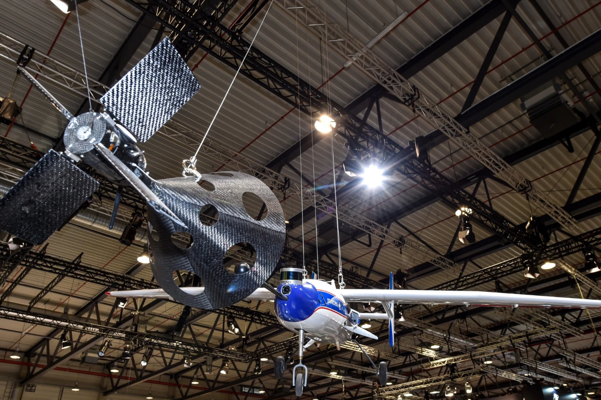 EU pursuing a "rocket catcher" to chase down boosters in mid-flight