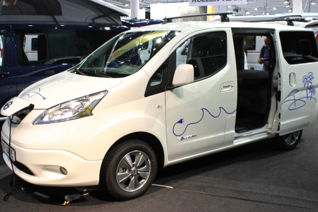 Gallery: Impressively packaged mini-camper vans that live surprisingly ...