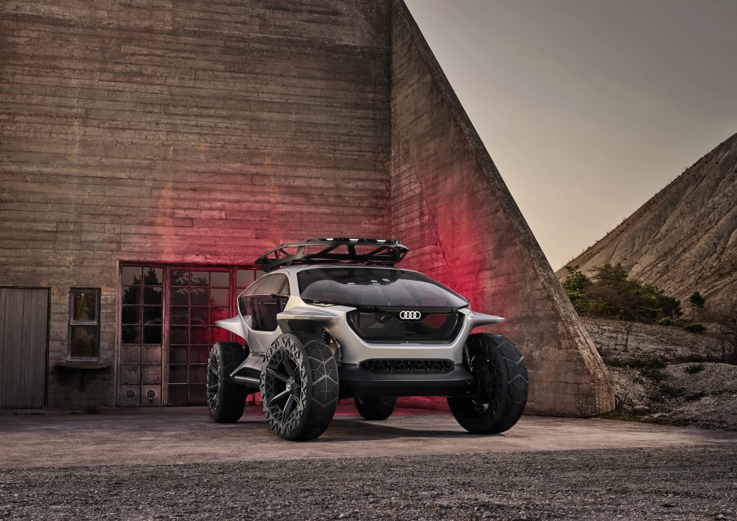 Audi bursts into Frankfurt with AI:Trail Quattro