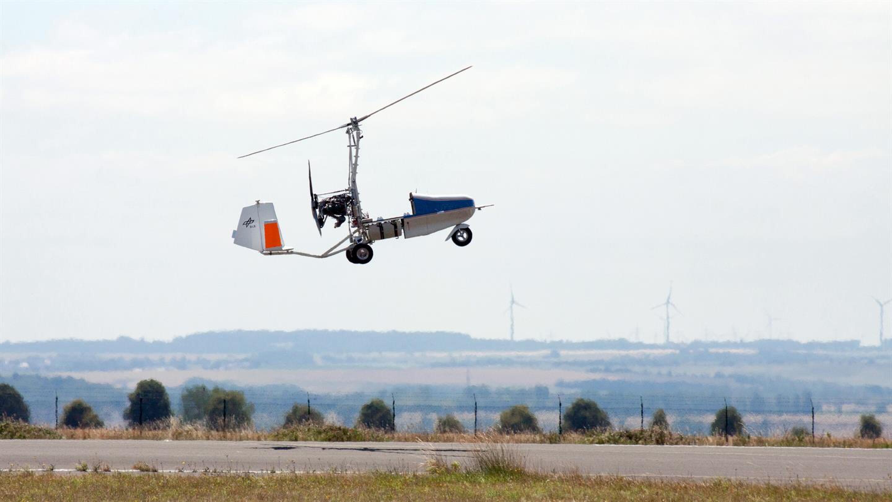 DLR develops unmanned gyrocopters to autonomously cart heavier cargo