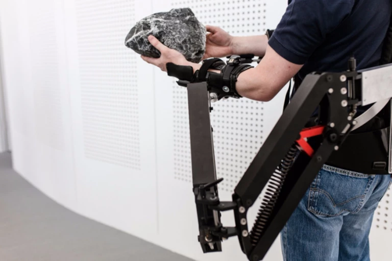 Robo-Mate exoskeleton aims to lighten the load for industry