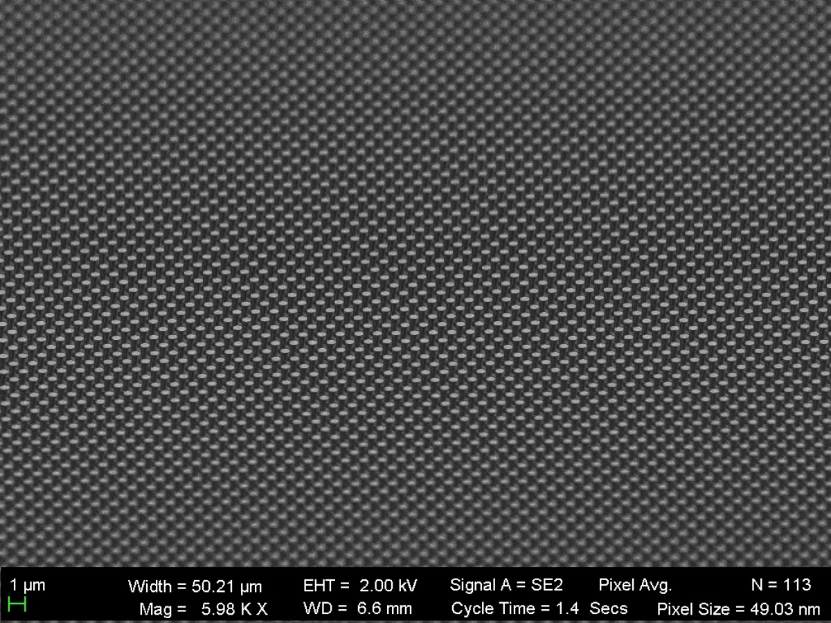 Diamond mirror withstands lasers powerful enough to burn through steel