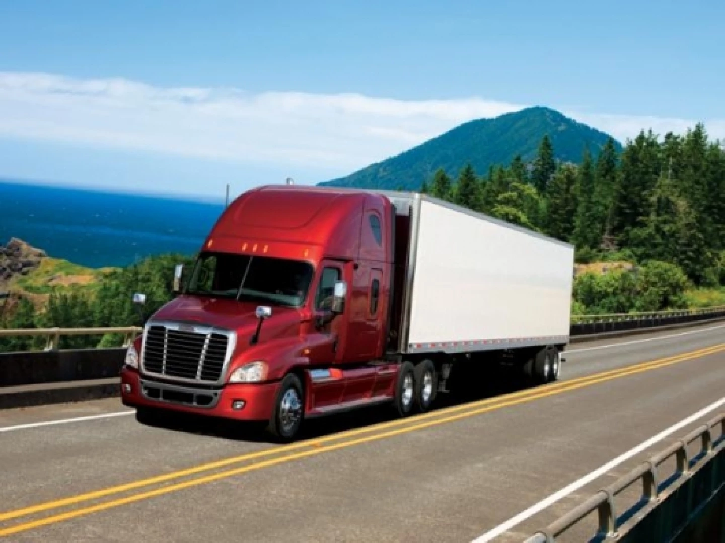 New Freightliner – the first Class 8 truck designed in the windtunnel