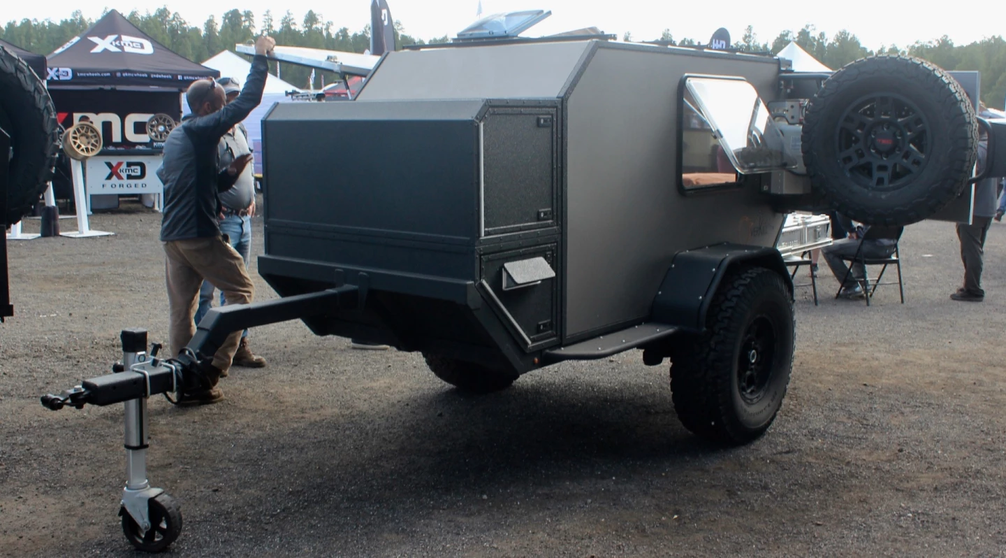 Overkill T.K.4.7 off-road camping trailer rides small but opens up for ...