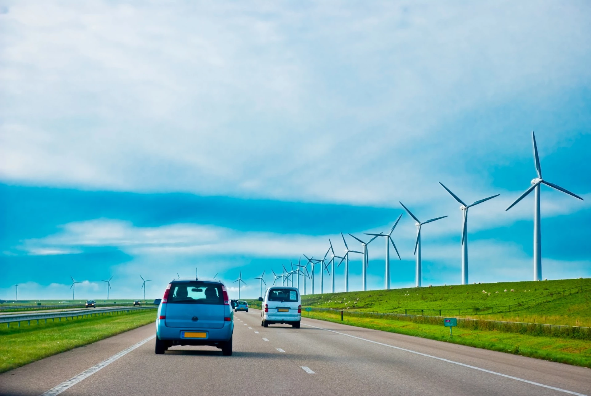 Lyft's electric ride-sharing vehicles to run on renewable energy from ...