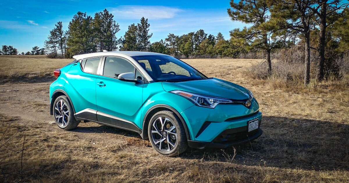 blue toyota chr