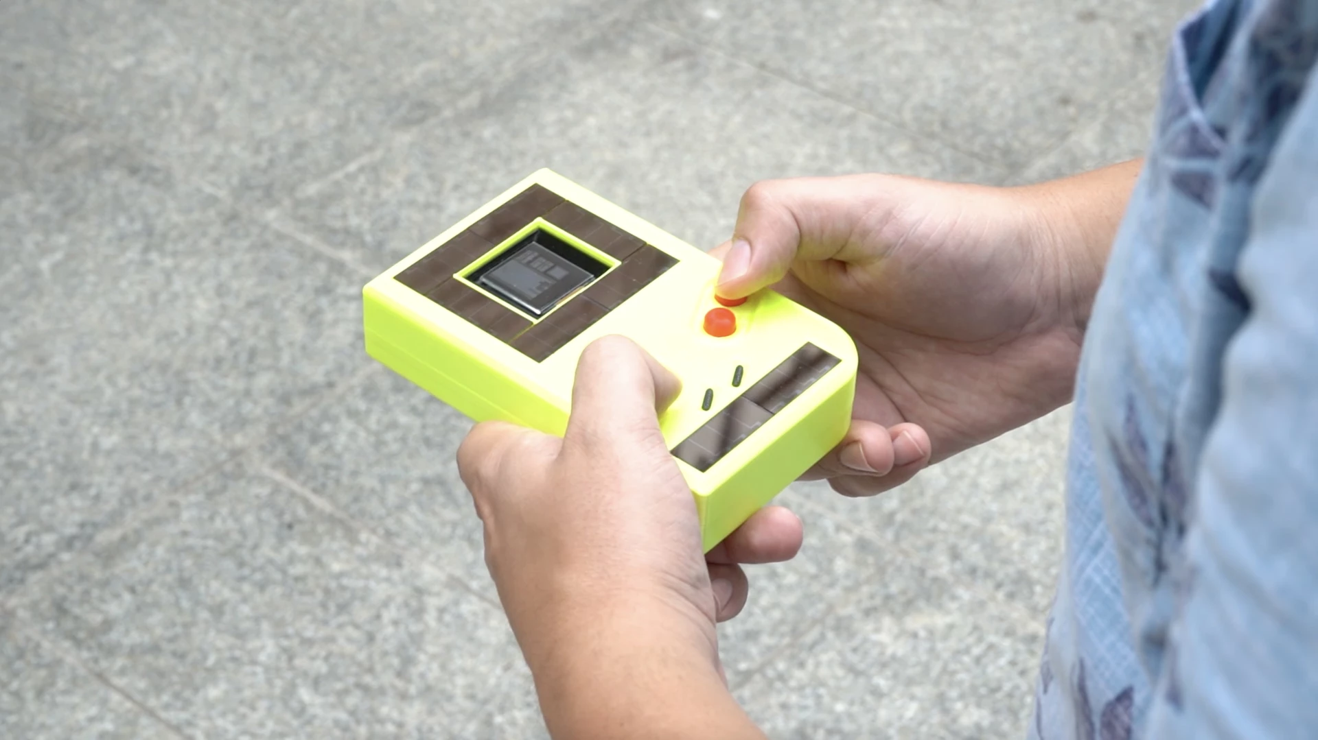 Battery-free retro Game Boy runs on solar power and button mashing
