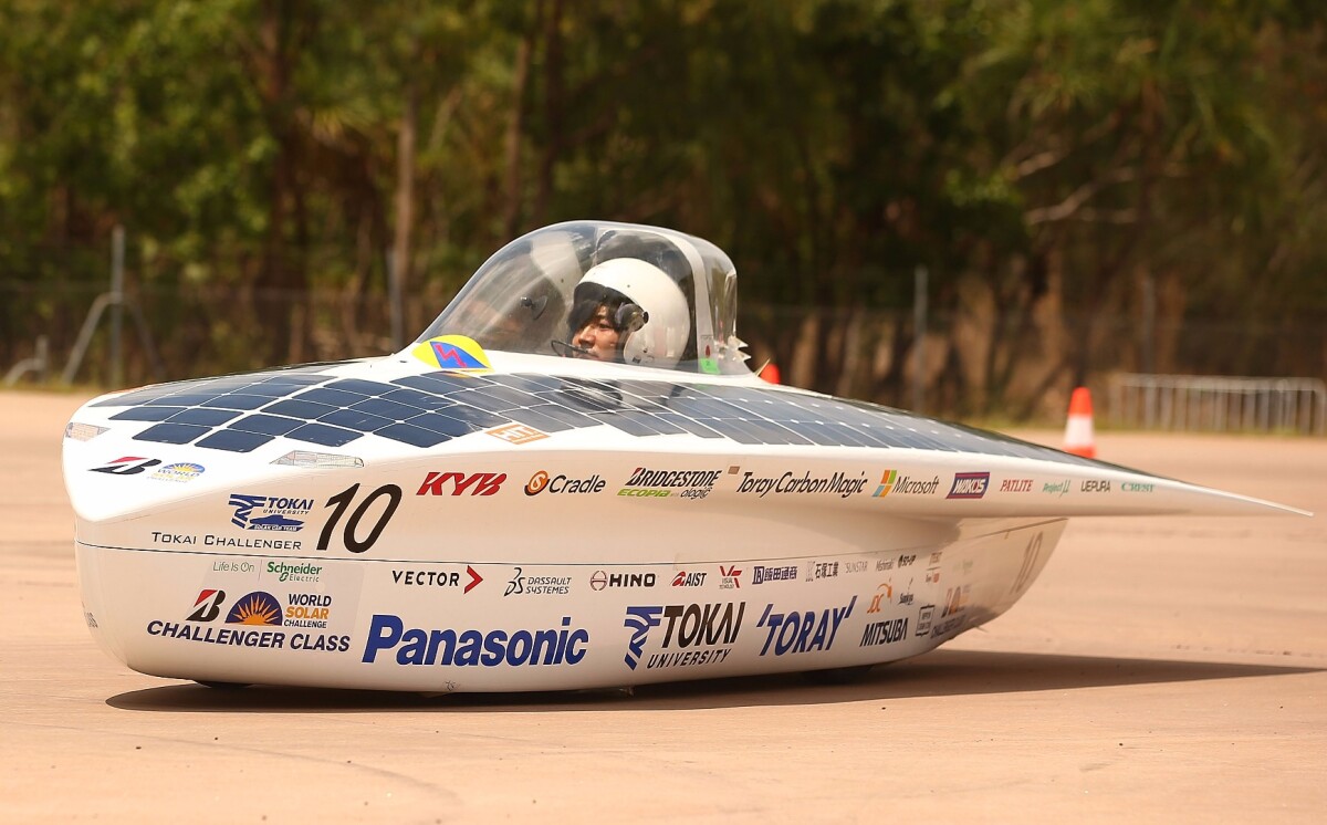 Dutch solar racing powerhouse shines on day one of World Solar Challenge