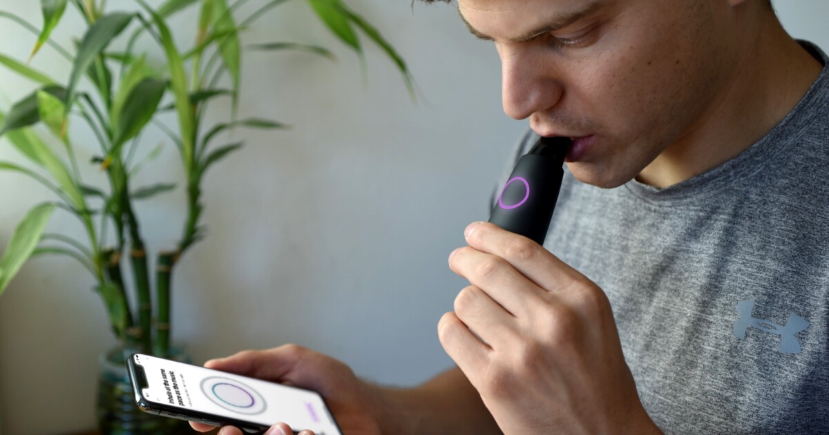 Lumen reveals if your body is burning fat or carbs with a single breath