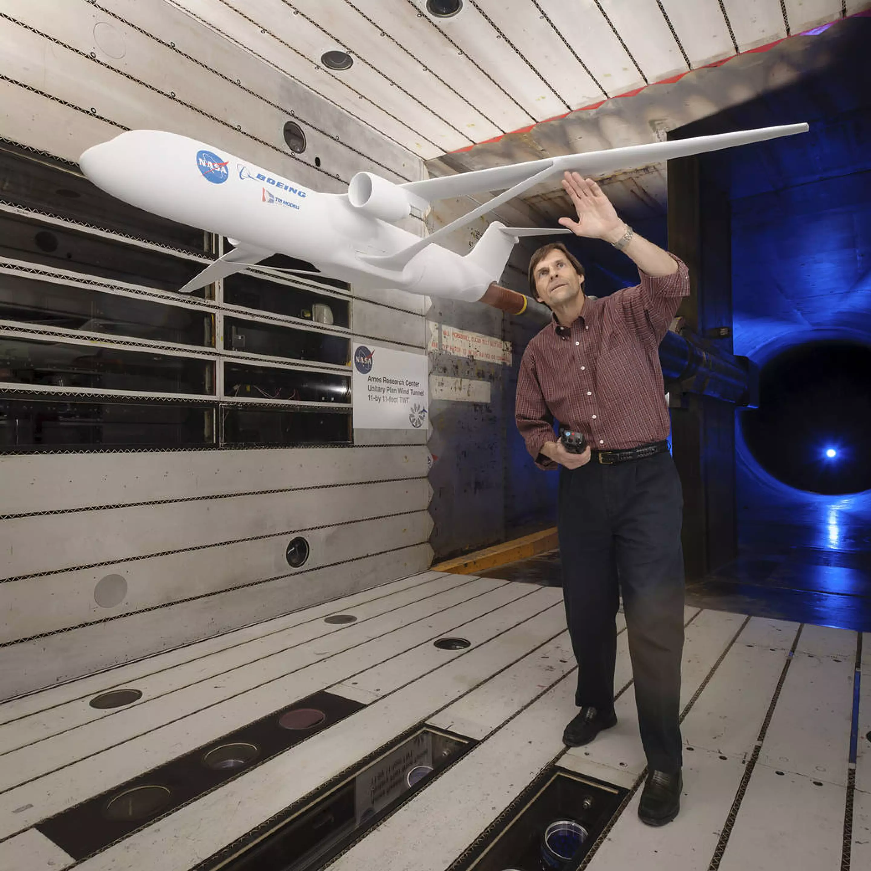 Boeing to build braced-wing airliner, shooting for 30% efficiency gain