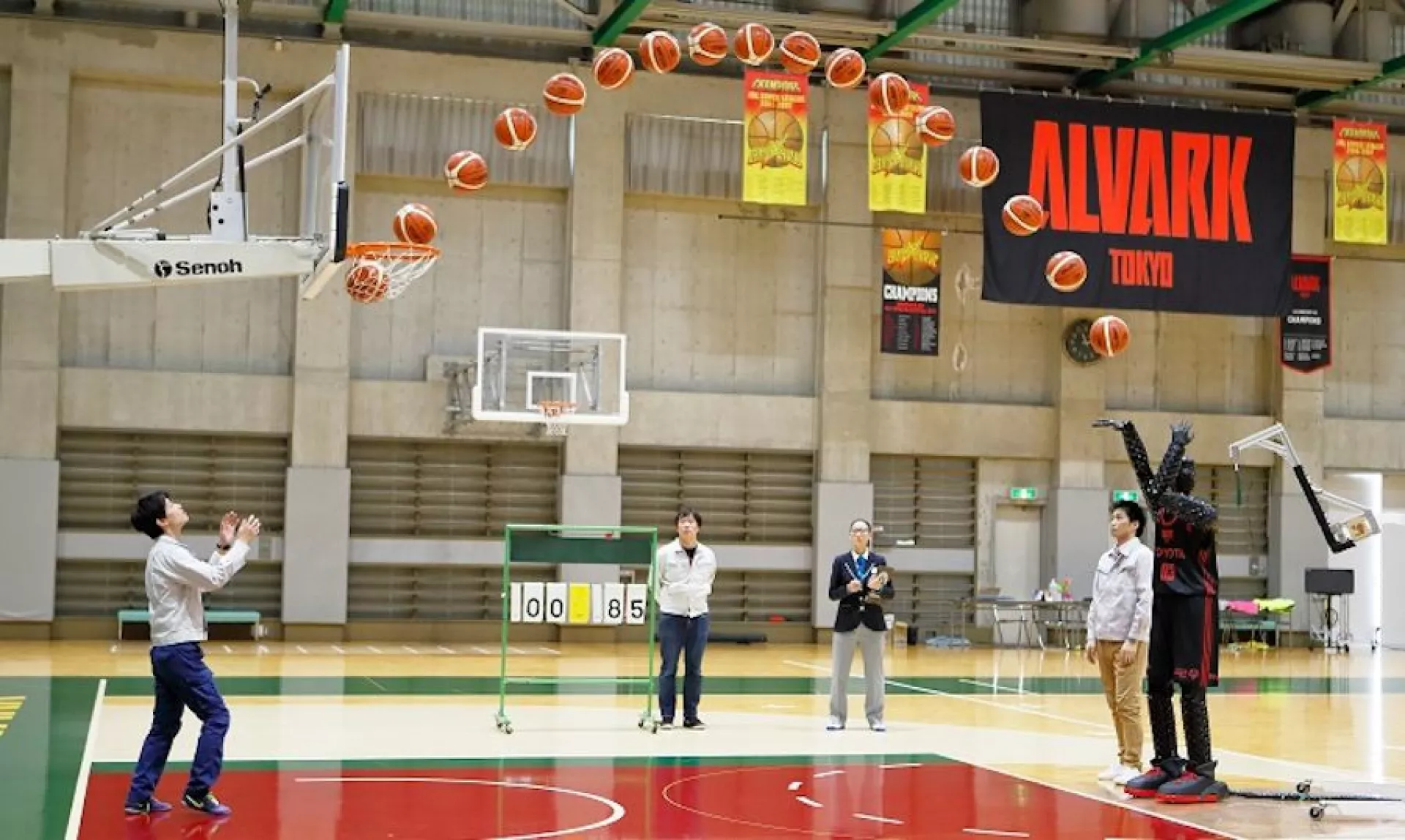 Toyota's basketball-playing humanoid sinks a record-breaking 80-ft shot