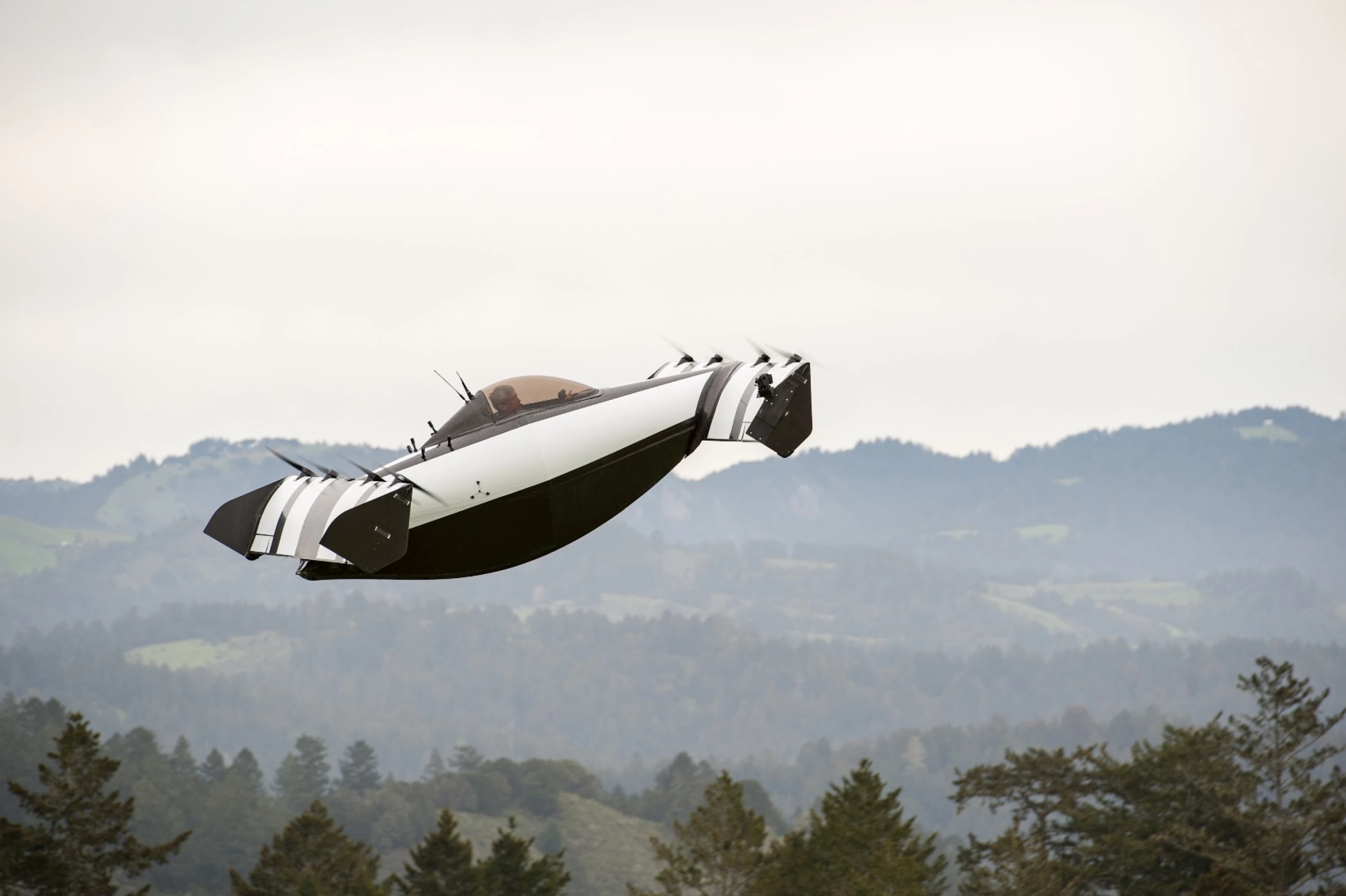 Opener launches BlackFly fixed-wing VTOL flying car that doesn't ...