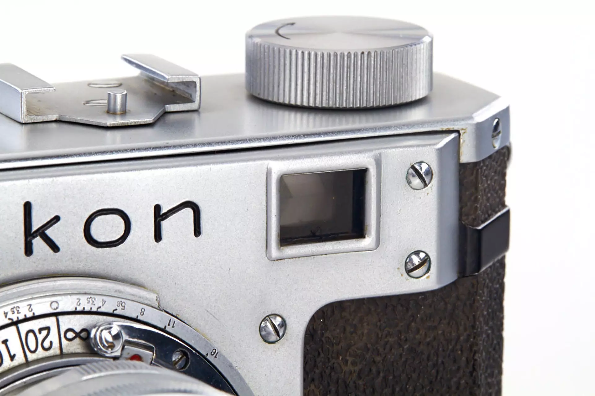 Third camera off Nikon production line up for auction