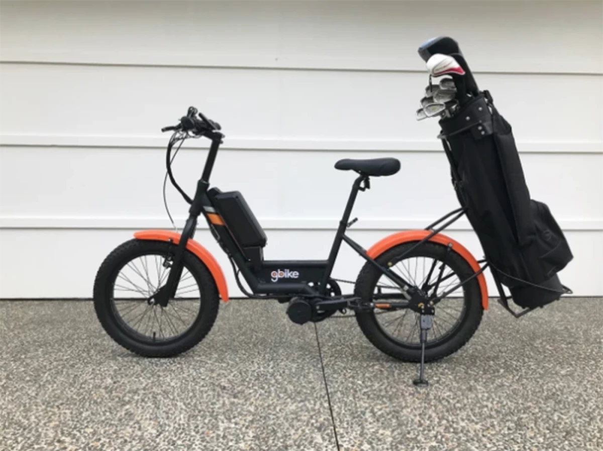 Golfer e-bike handles the heavy lifting around the course