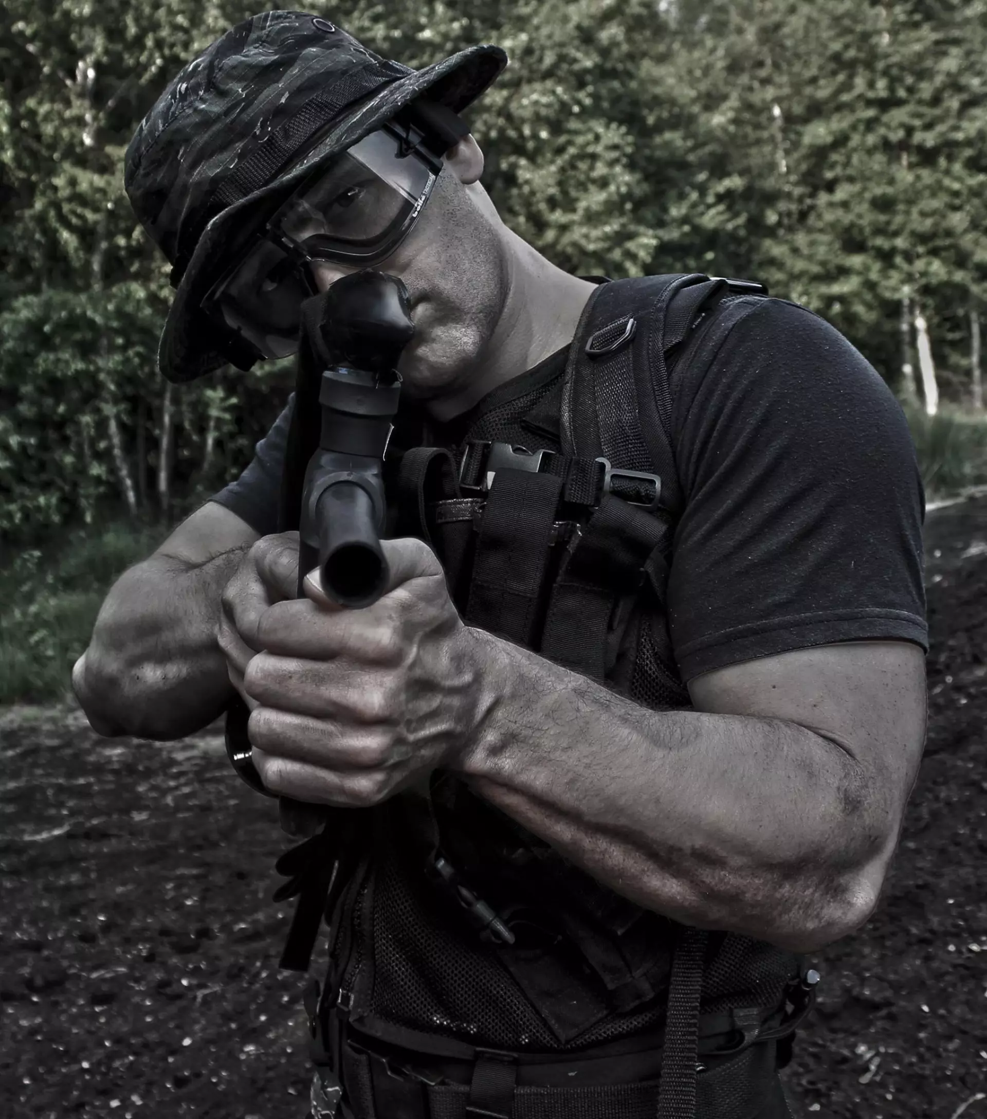 The Strikeloader: Fast-loading ammo backpack could be a paintball game ...