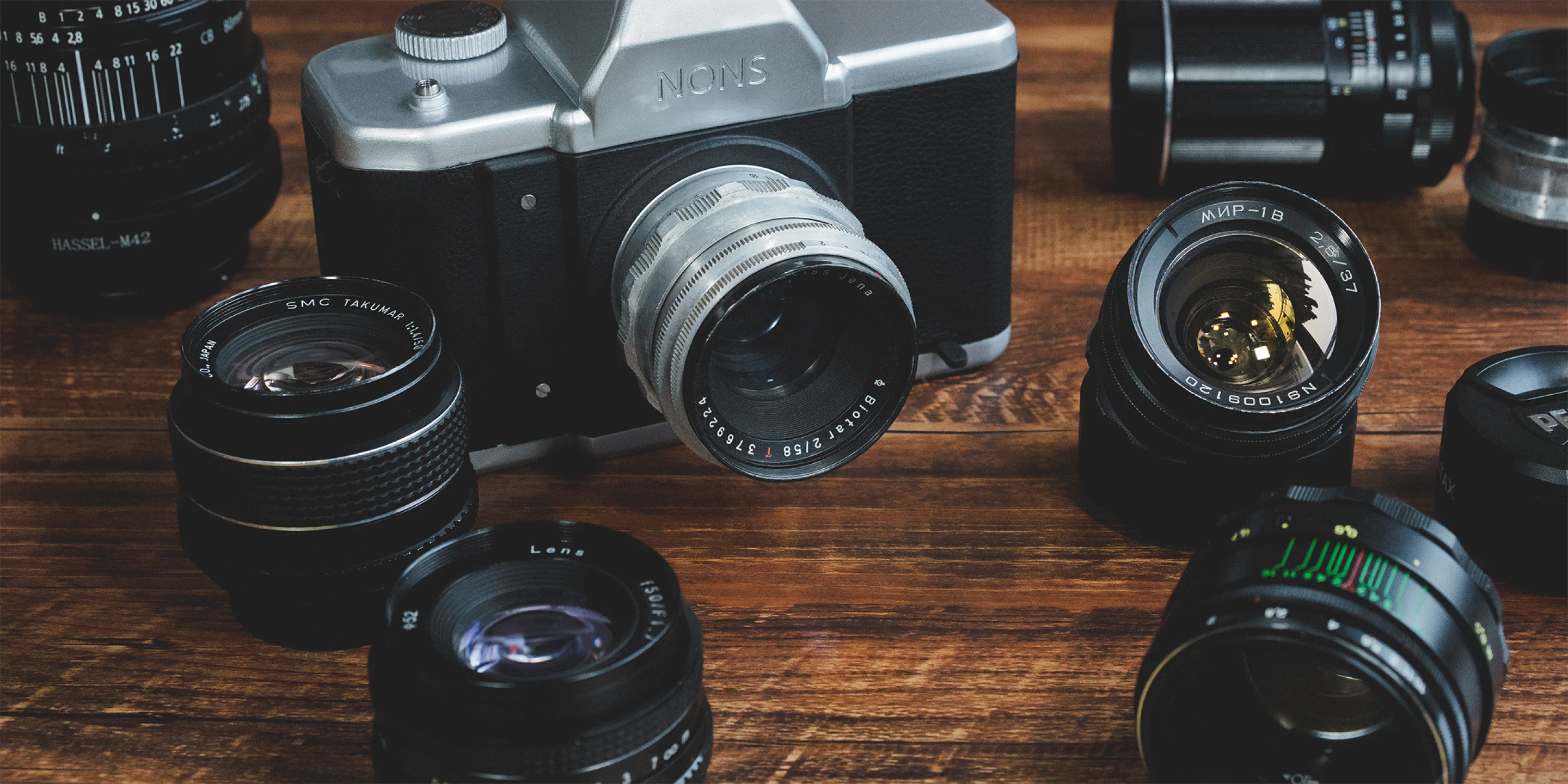 SL42 camera combines instant film with SLR body