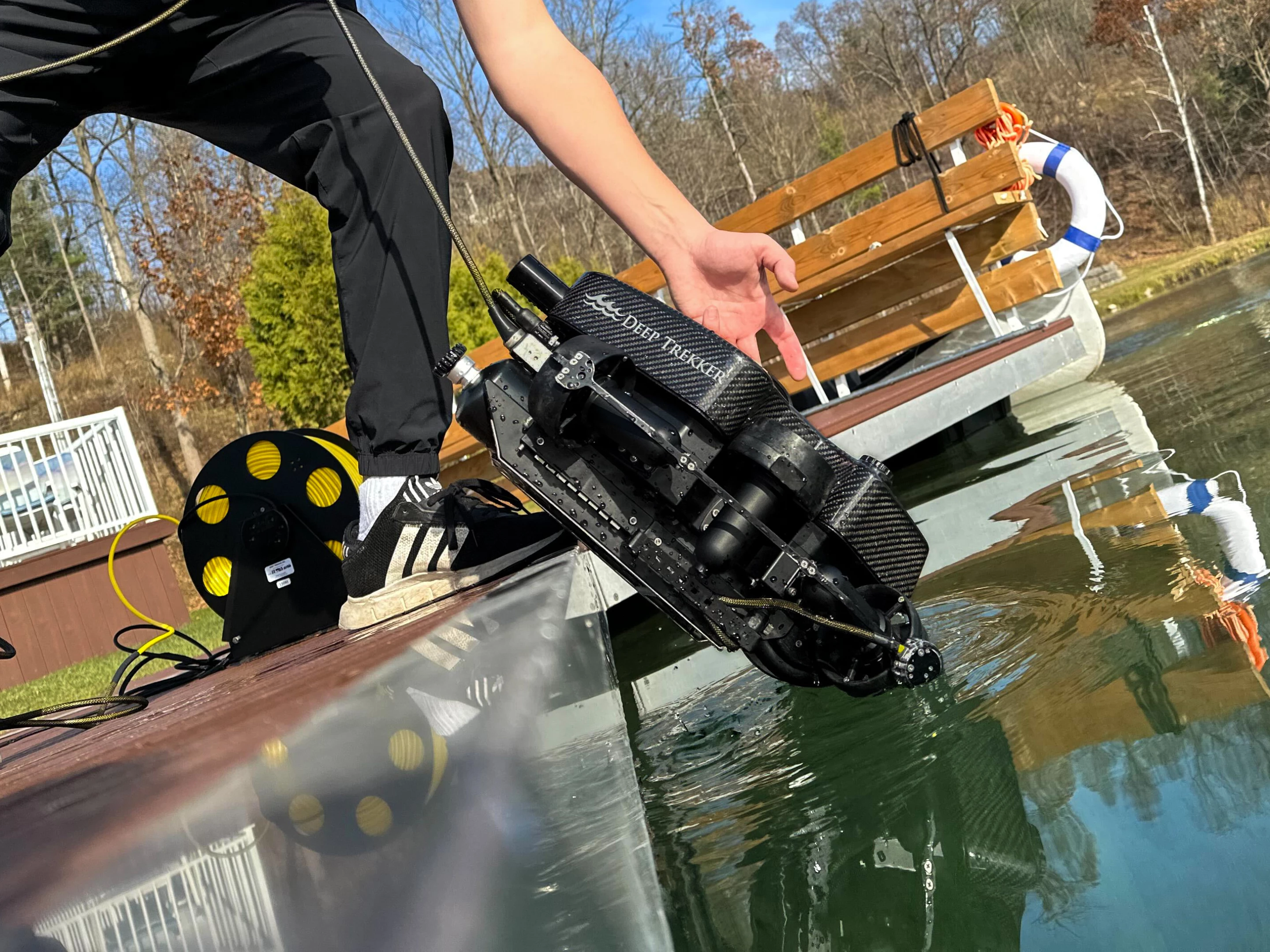 Photon mini ROV is big on performing underwater tasks