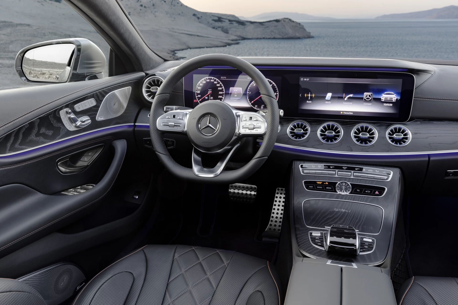 New-generation Mercedes-Benz CLS makes its debut