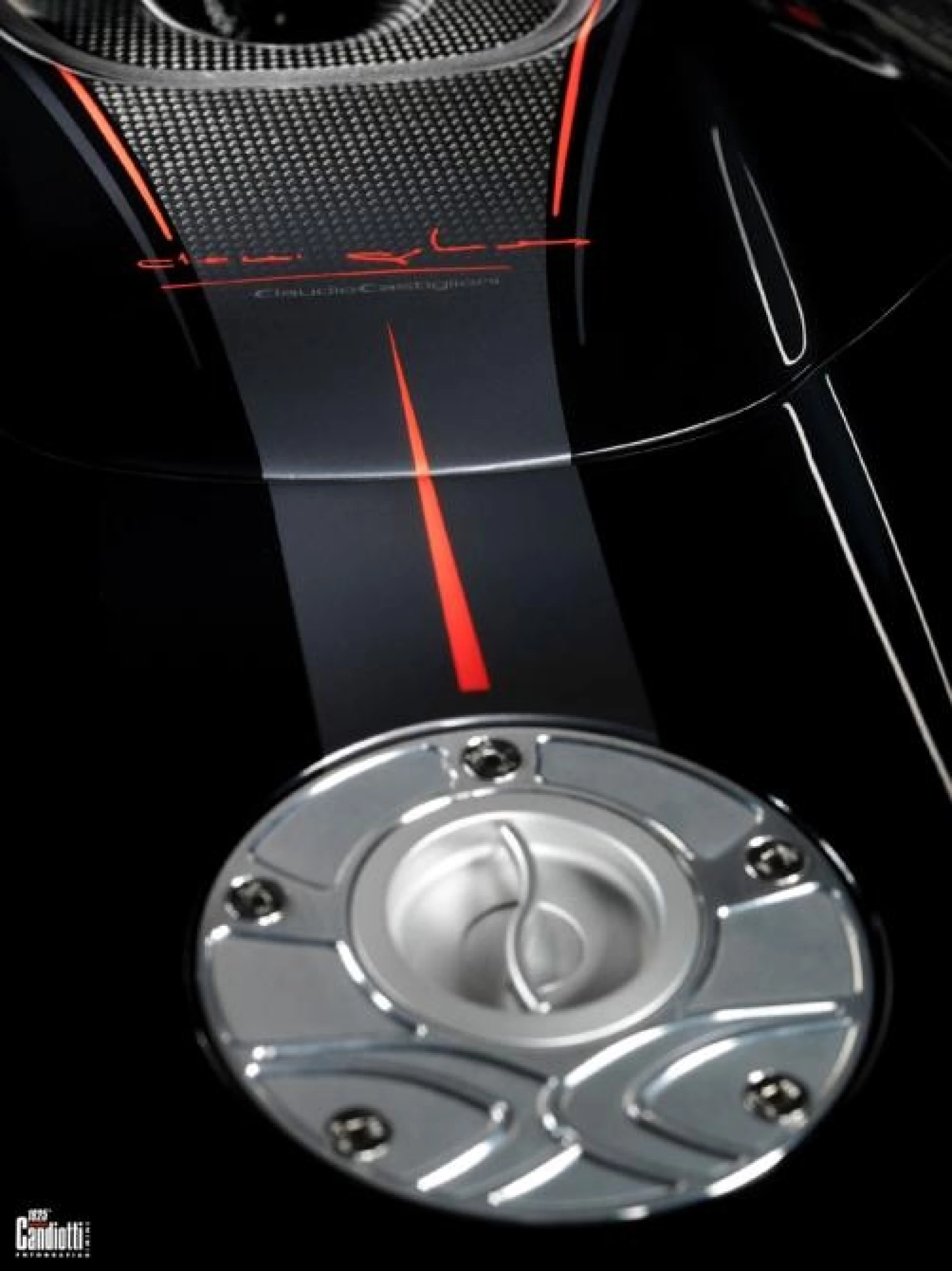 MV Agusta F4CC unveiled – 100,000 euro, 195 mph, 100 only