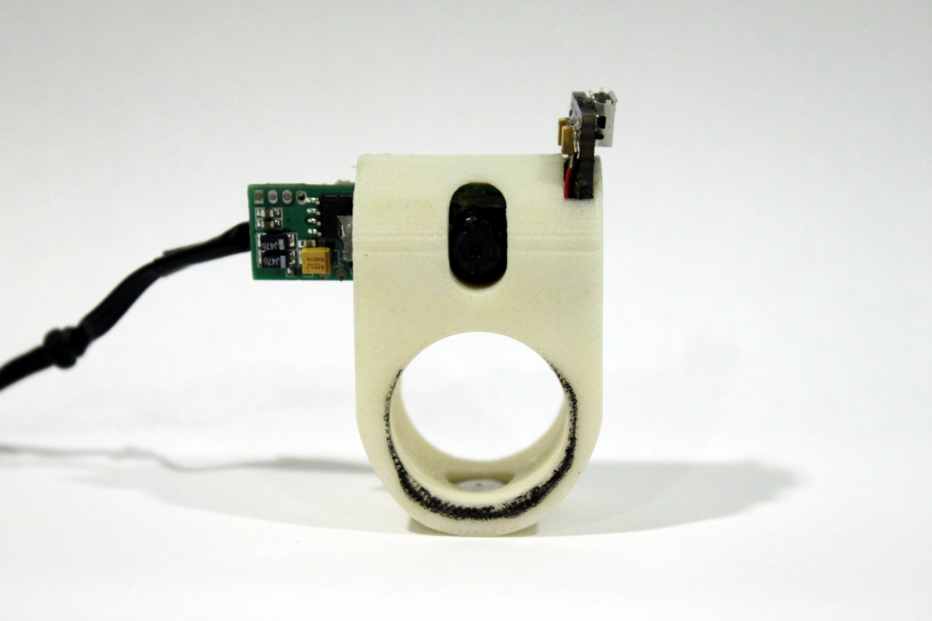 FingerReader helps visually impaired read in real-time