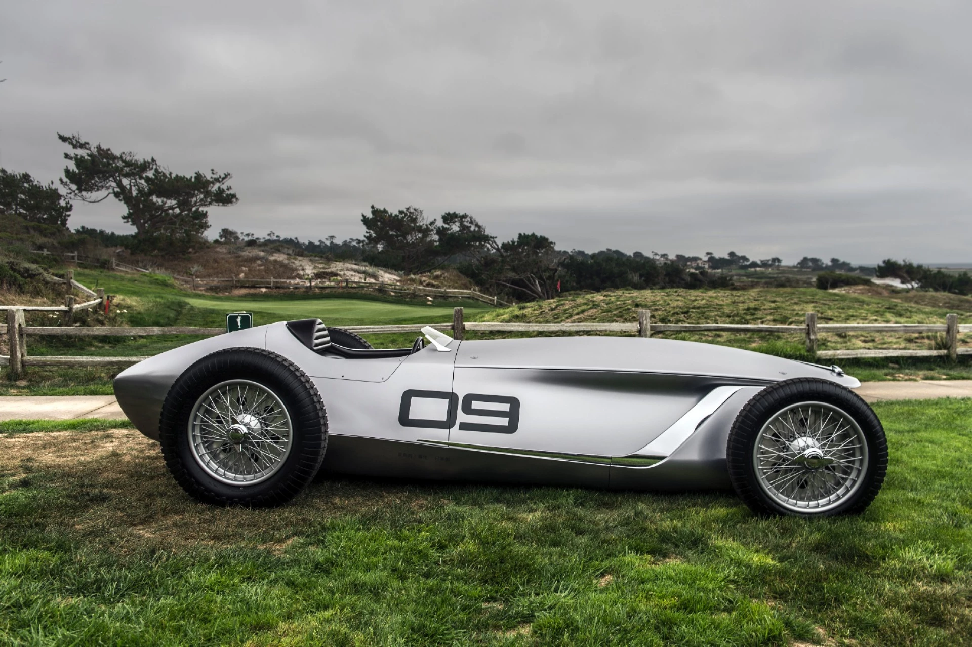 Infiniti's electrifying retro race car shines in front of the cameras