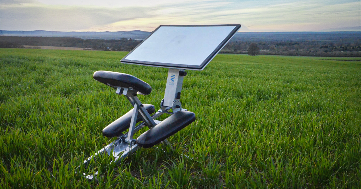 Foldable micro-office on wheels means you can work from anywhere