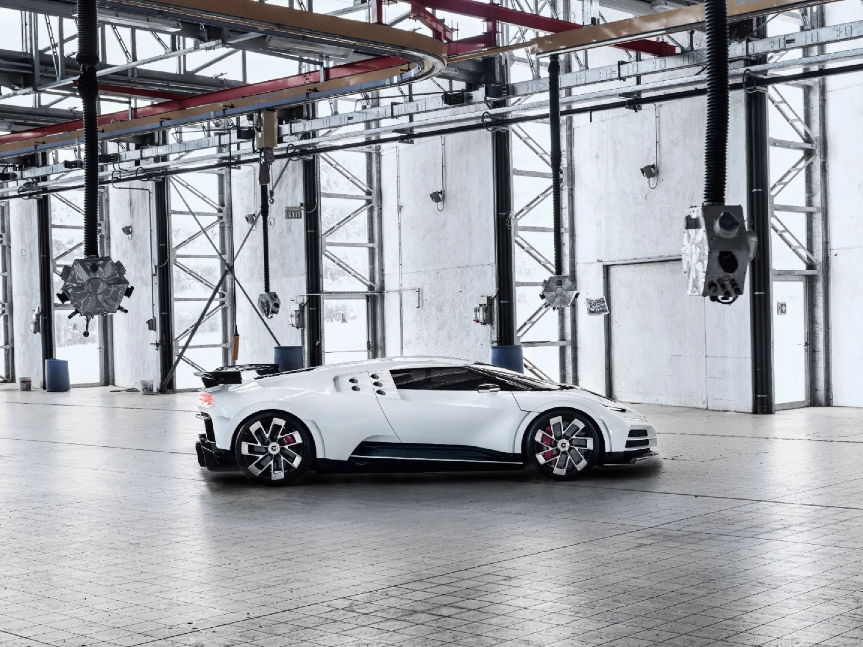 Bugatti's new 1600-hp, $8.8-million Centodieci