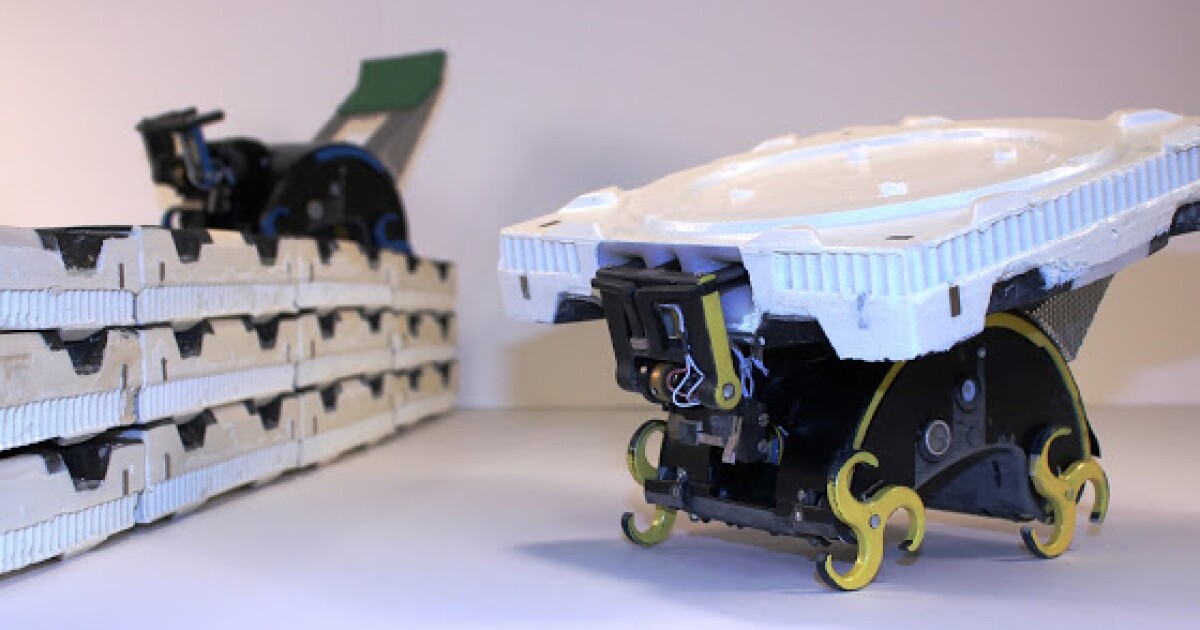 Harvard researchers create termite-inspired robot builders