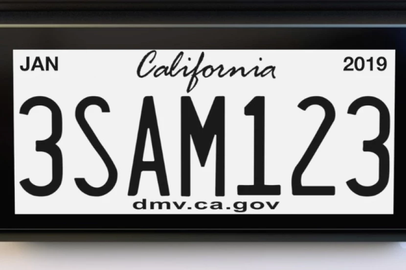 Electronic license plates introduced in California