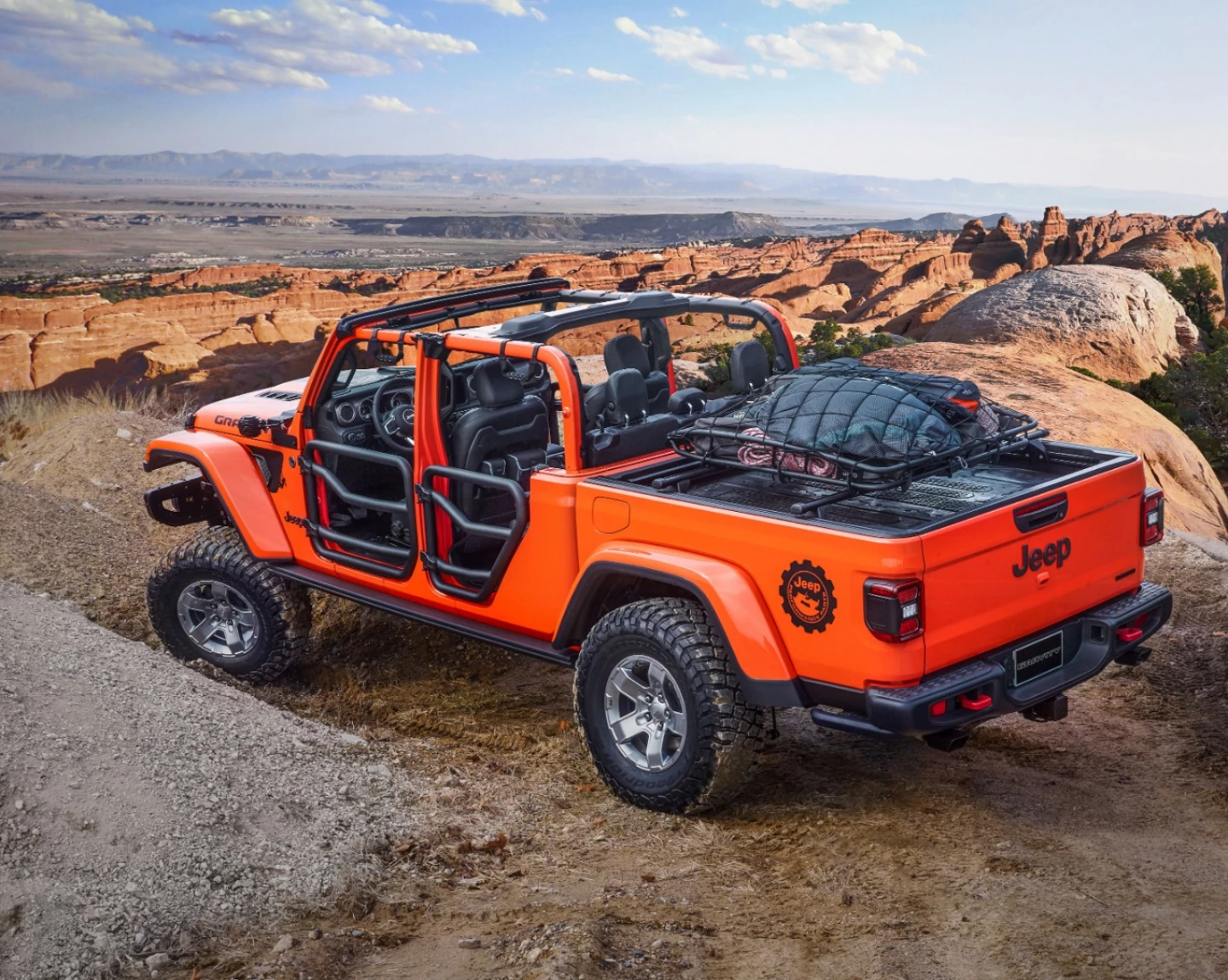 Jeep descends on Moab with a small army of pickup concepts