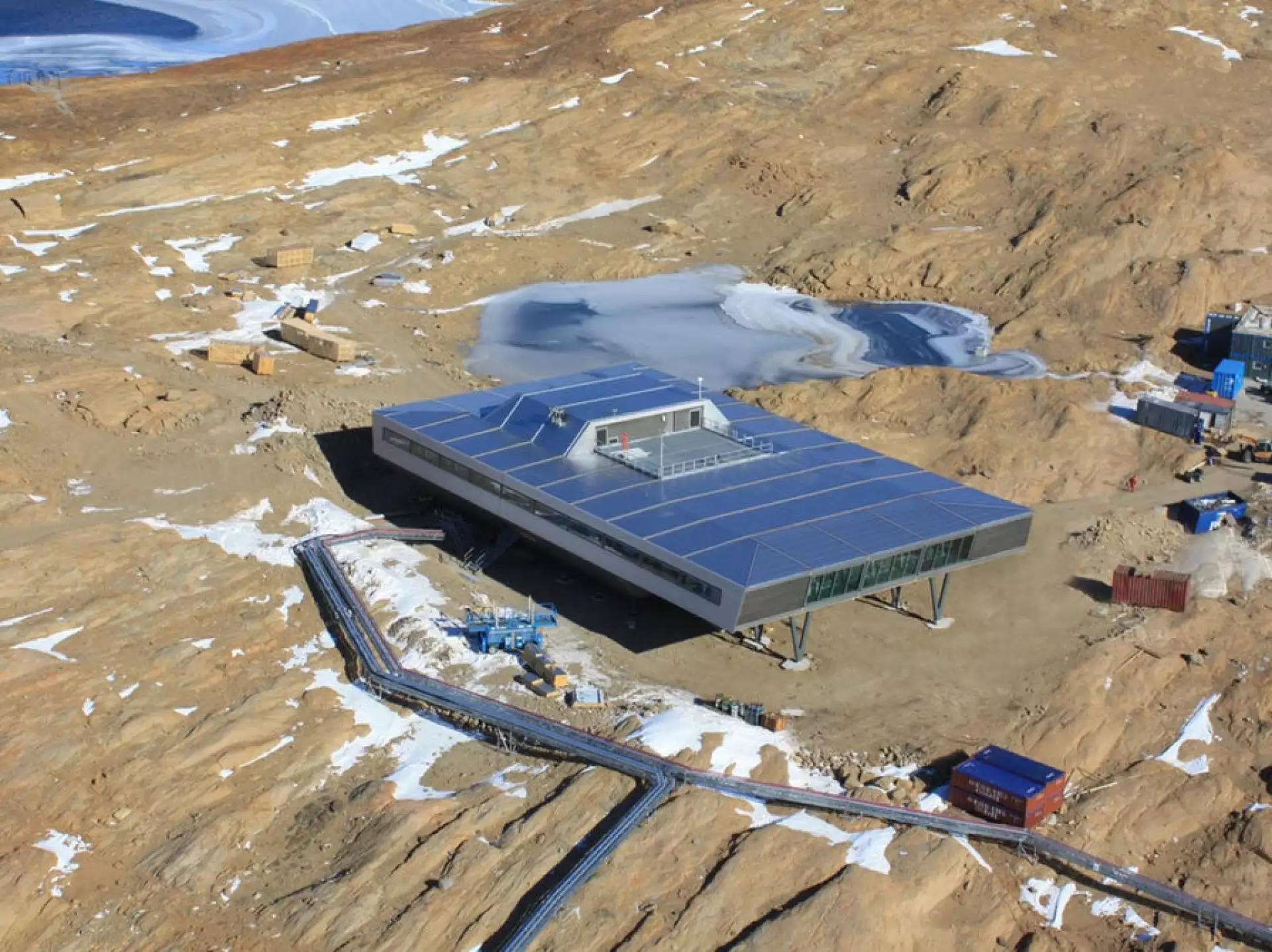 Gallery: Unboxing the best shipping container architecture