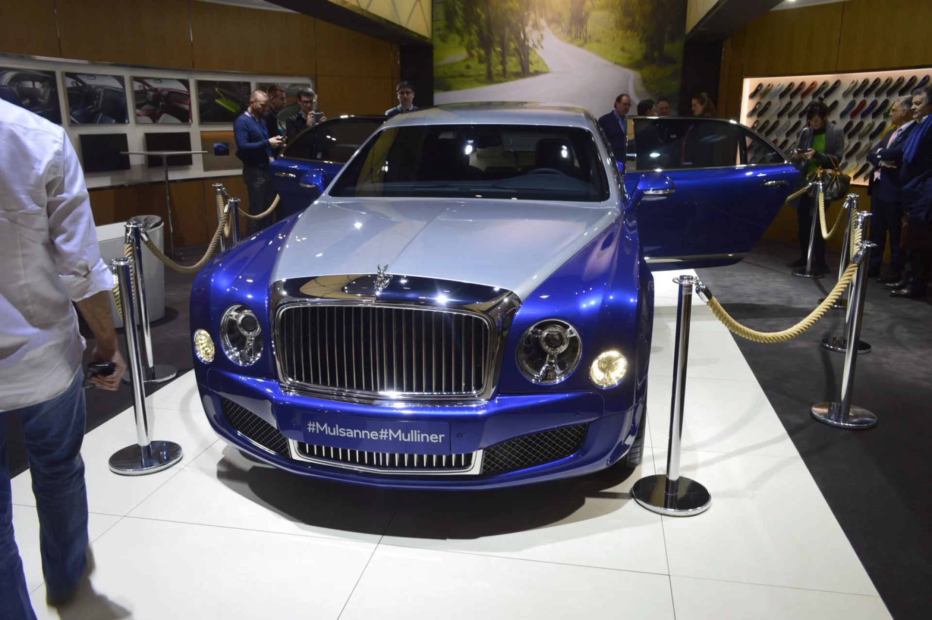 Bentley unleashes full gamut of Mulsanne luxury in Geneva