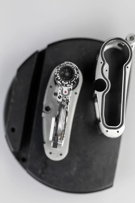 The Urwerk UR-100C reinvents watch displays with a twist