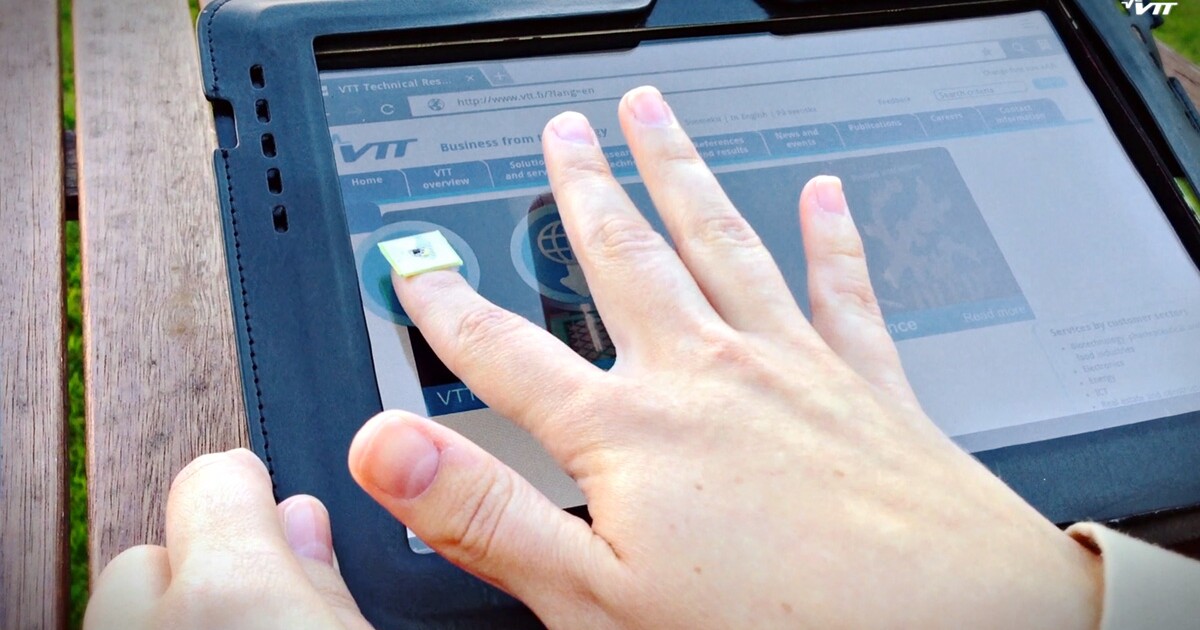 inTouch tech allows files to be transferred between devices with a touch