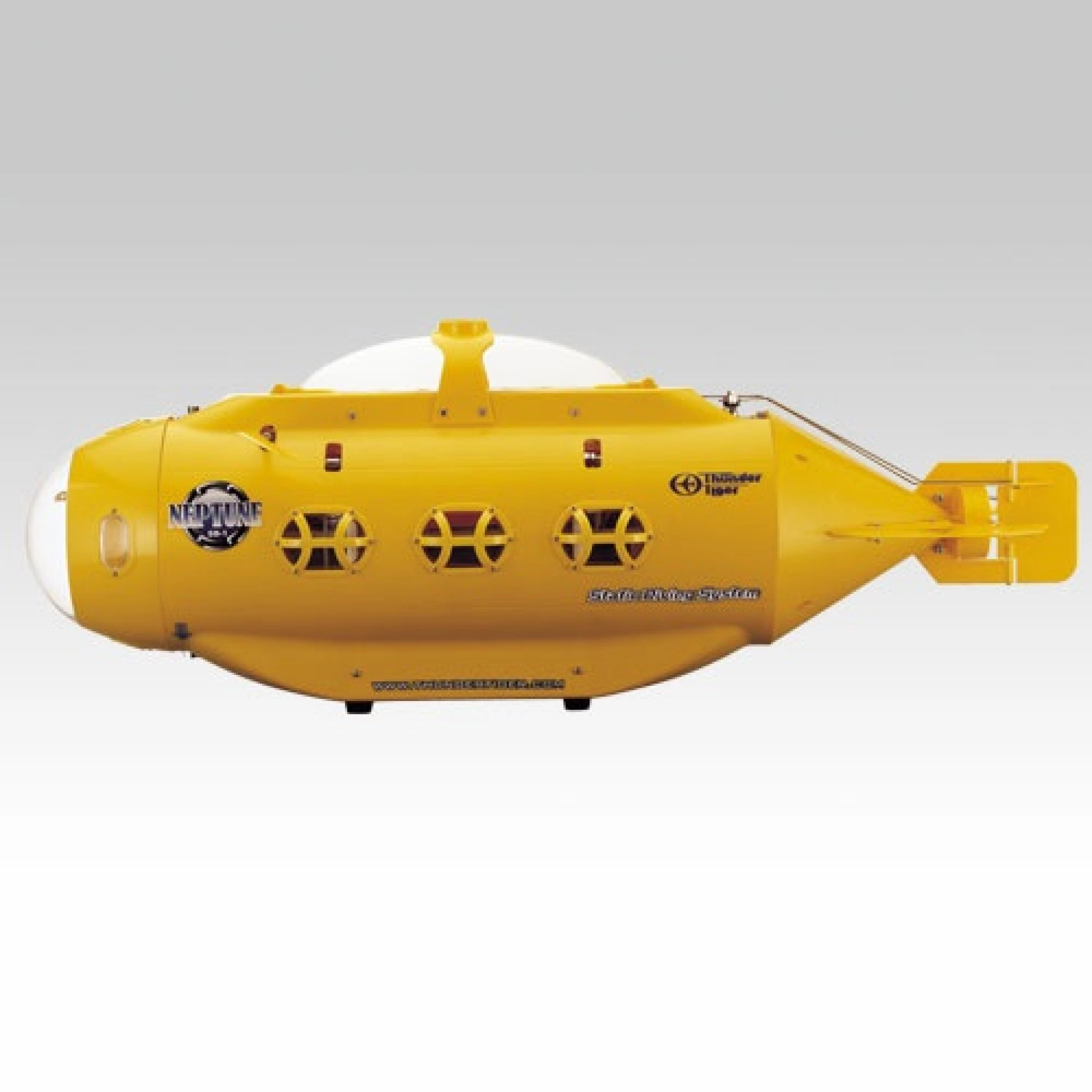 Neptune SB-1 radio-controlled submarine provides real-time underwater video