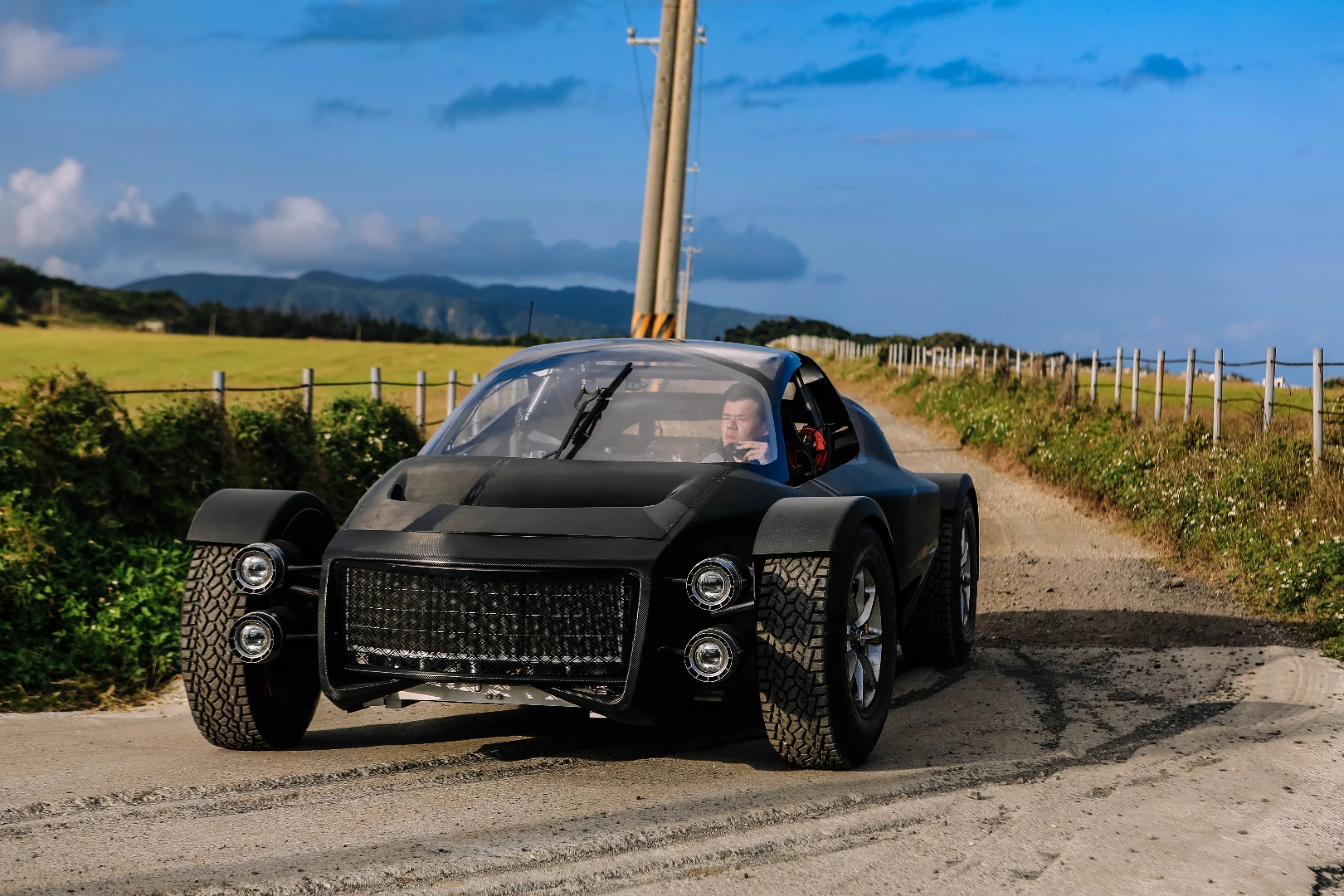 1,000-kilowatt Miss R supercar on-track and off-road test footage released