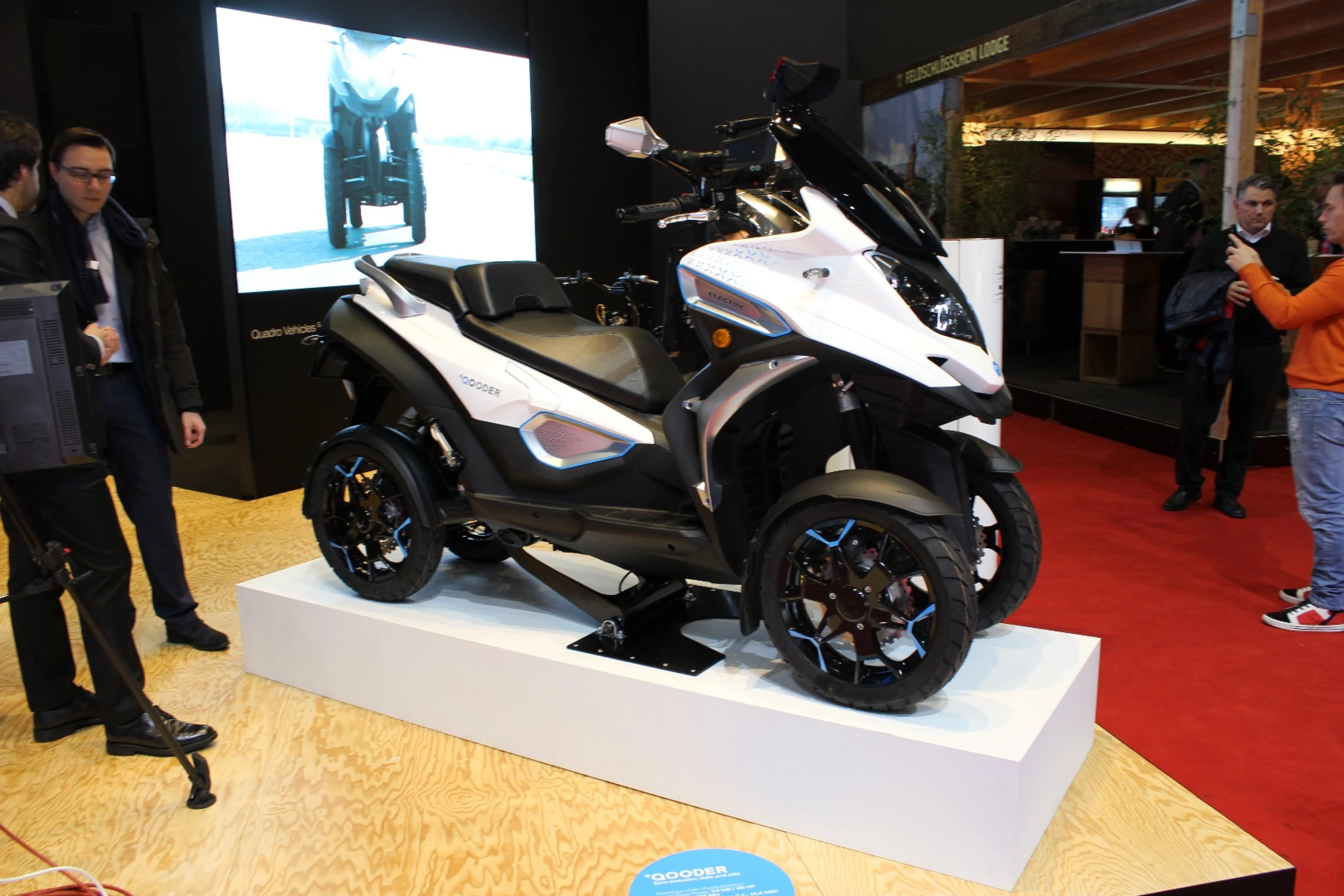 Quadro Qooder 400cc tilting four-wheel scooter soon to get electric brother