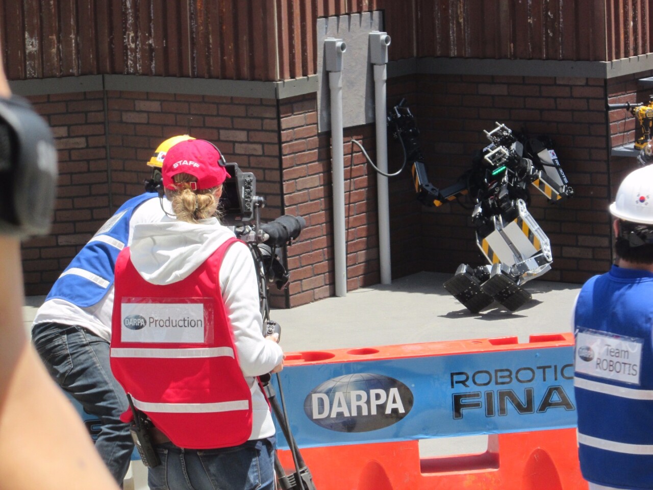 South Korea's Team KAIST wins 2015 DARPA Robotics Challenge