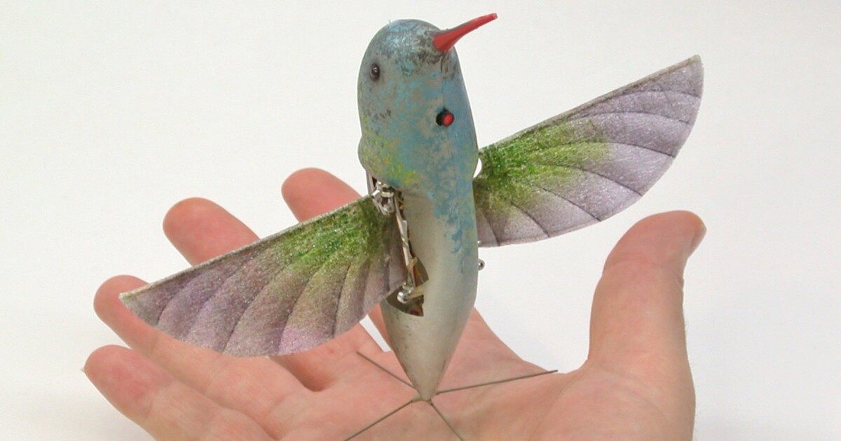 World's first hummingbird-like unmanned aircraft system takes flight